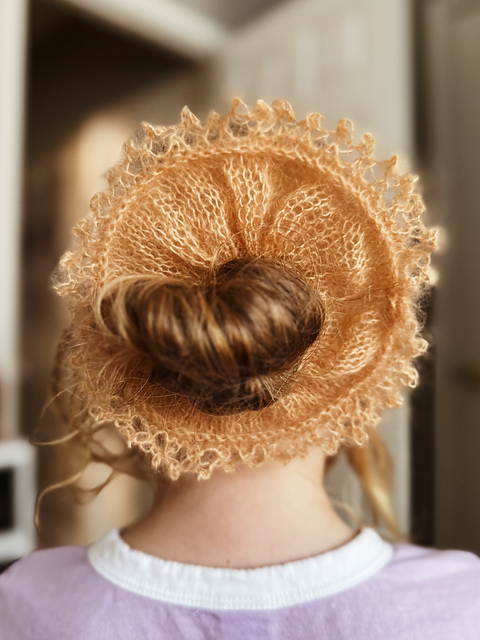 Ravelry: Vanilla scrunchie pattern by Arianna Frasca