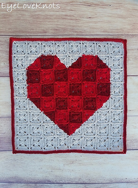 Ravelry: Heart Pixel Art Square pattern by Alexandra of EyeLoveKnots ...