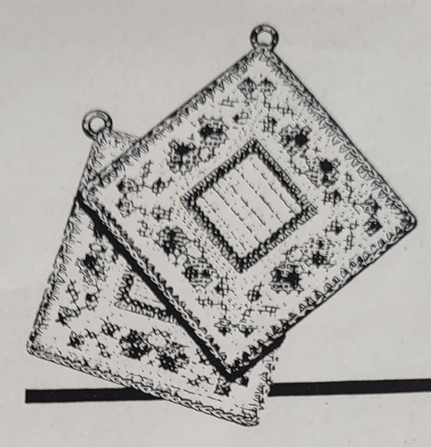 Ravelry: Needlepoint Pan Holder pattern by Workbasket Magazine