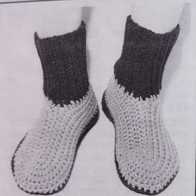 Ravelry: Ribbed Cuff Slippers pattern by Workbasket Magazine