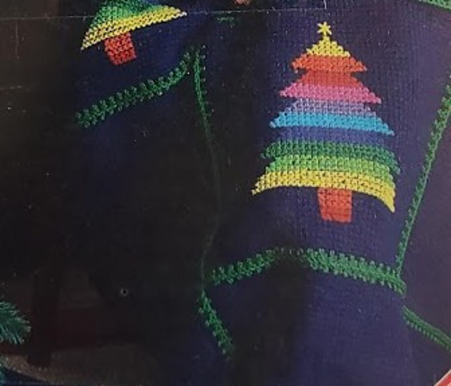 Ravelry: Christmas Tree Afghan pattern by Workbasket Magazine