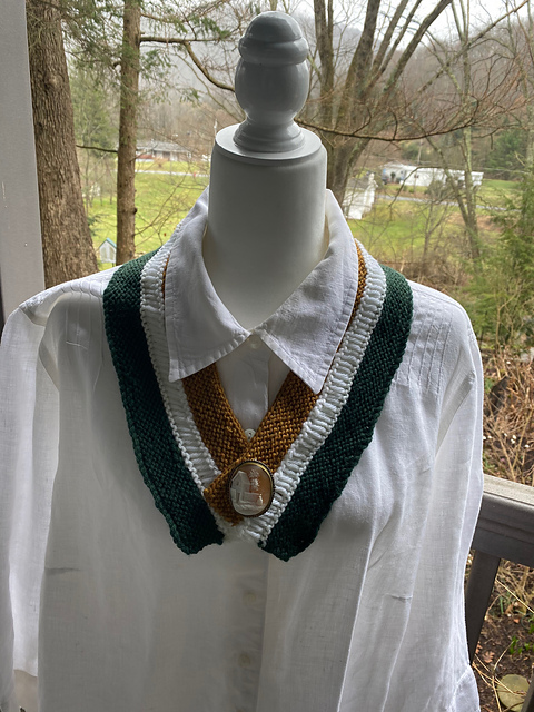 Ravelry: Carrie C Catt, Suffragette pattern by Linda Voss Plummer