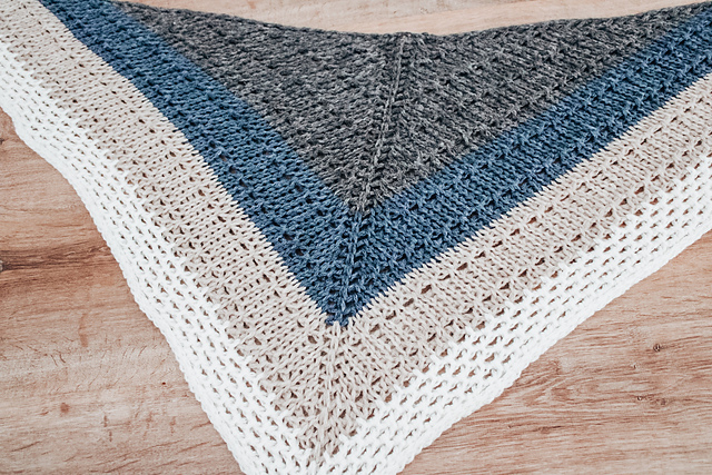 Ravelry: Everything Winter Shawl pattern by Anne Van Winkle