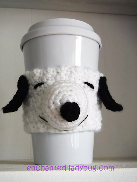 Ravelry: Snoopy Coffee Cup Cozy pattern by The Enchanted Ladybug