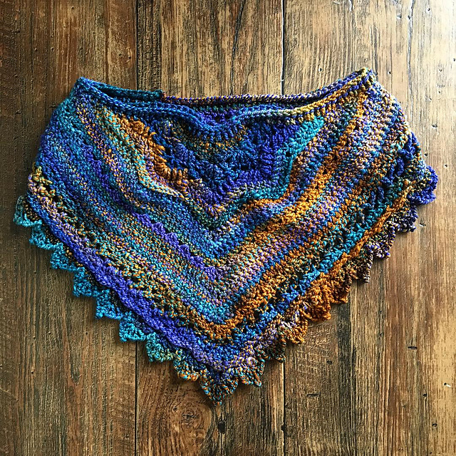 Ravelry: Withywindle Cowl pattern by Michele DuNaier