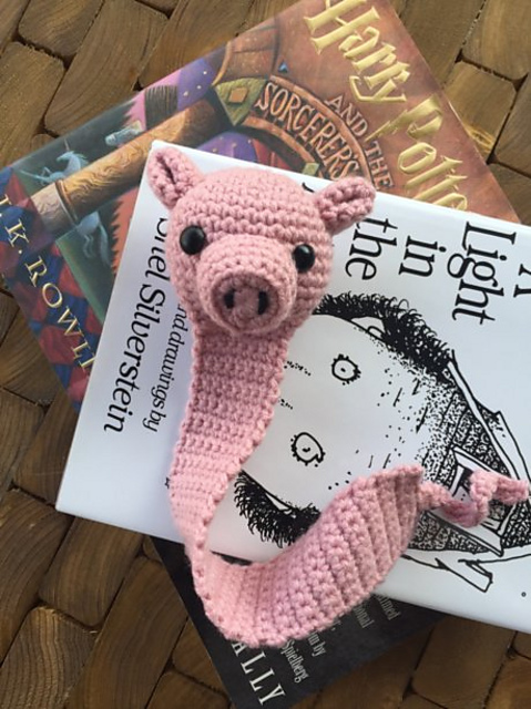 Ravelry: Pig Bookmark pattern by Ashlea Schumaker