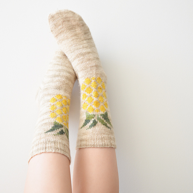 Ravelry: Pineapple Socks pattern by Ashley General Handmade