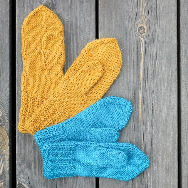 Ravelry: Amund mittens pattern by Sara Wik