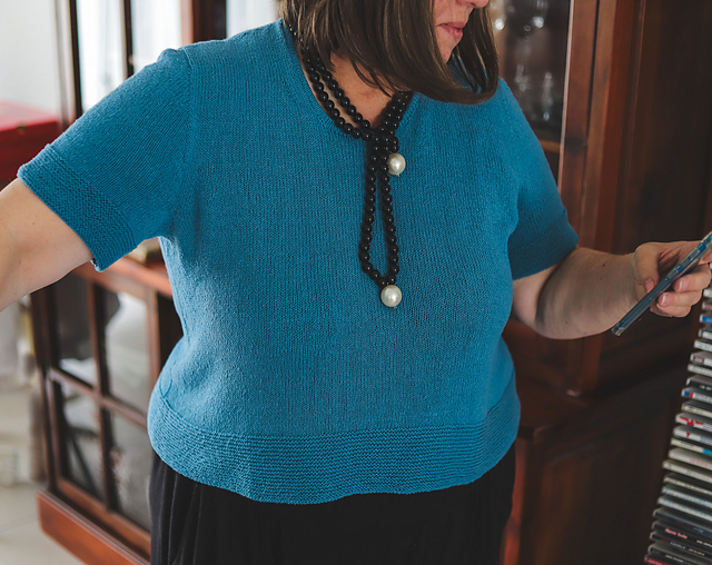 Ravelry: Le Pin Noire pattern by Barbara Kwater