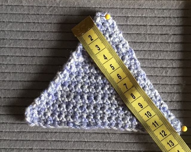 Ravelry: Simple Triangle pattern by Sue Stapleton