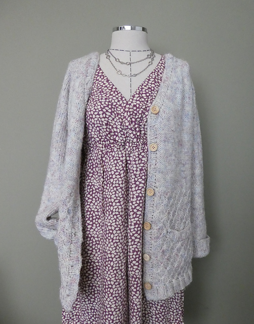 Ravelry: HONEYBEE Classic Boyfriend Cardigan Jacket pattern by knitty ...