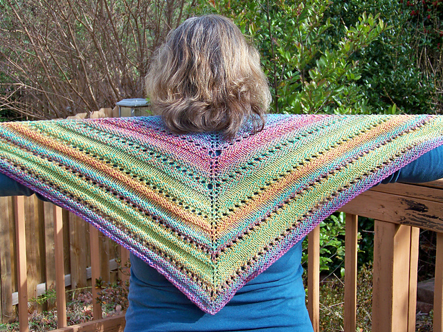 Ravelry: AvantaKnits' Cadence Shawlette