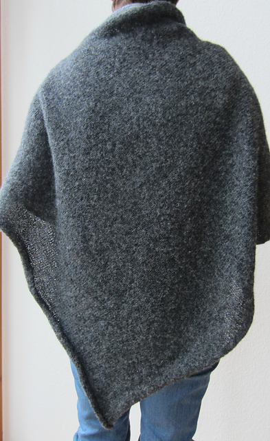 Ravelry: avelinux's :: Easy Folded Poncho