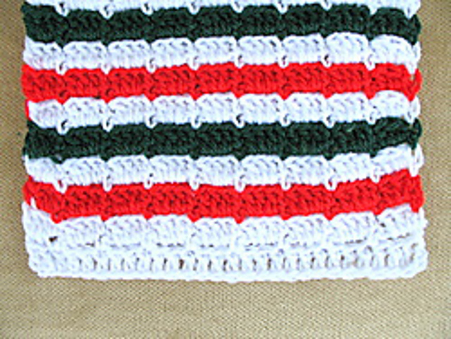 Ravelry: Festive Scarf Pattern pattern by Michelle Starkie