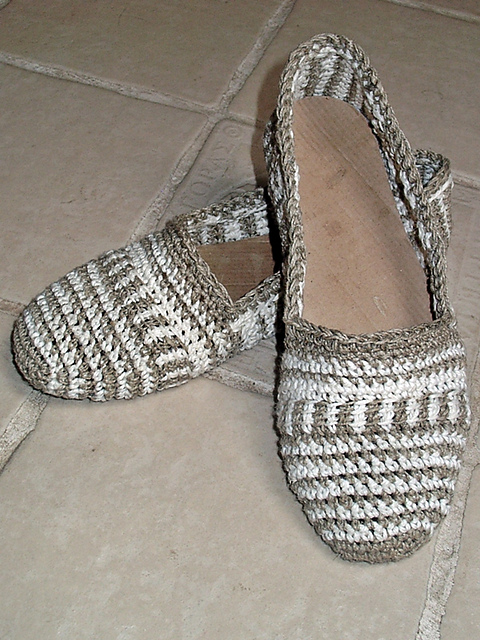 Ravelry: avonlea0's ADULT SHOES Pattern