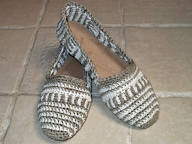 Ravelry: avonlea0's ADULT SHOES Pattern