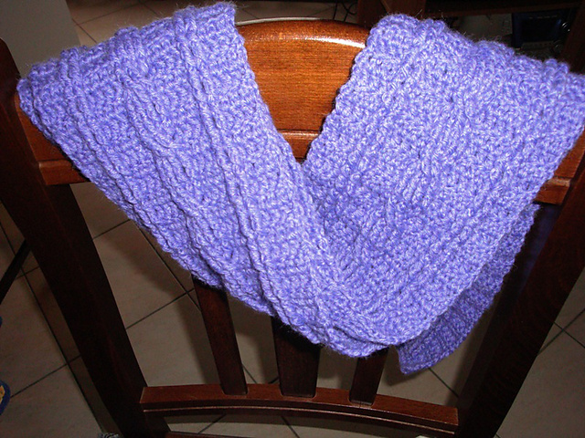 Ravelry: cable cross scarf pattern by Barbara Peteani