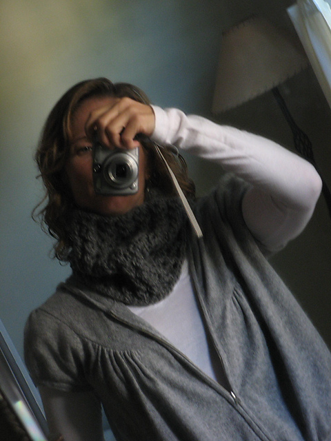 Ravelry: Cassie's Cowl pattern by Thea Colman