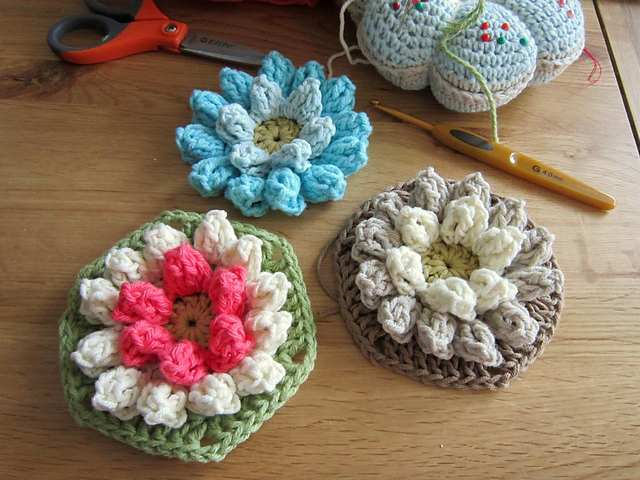 Ravelry: Lily Pad Hexagon pattern by P.S. I crochet