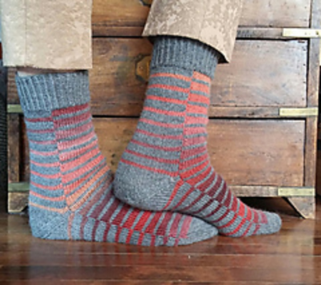 Ravelry: Contrasted striped socks pattern by Balou B
