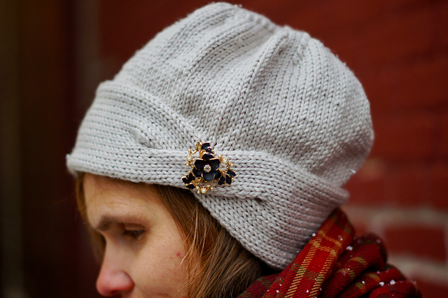 Ravelry: Twisted Brim Hat pattern by Betsy App