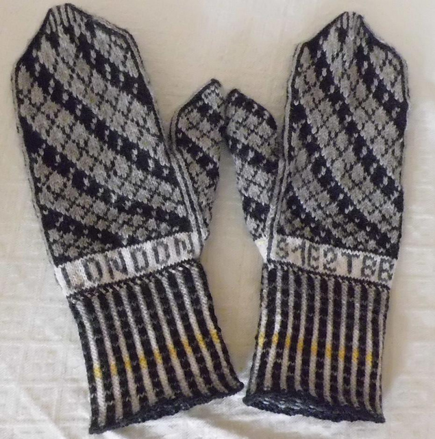 Ravelry: London - The Gherkin pattern by Beate Fischer