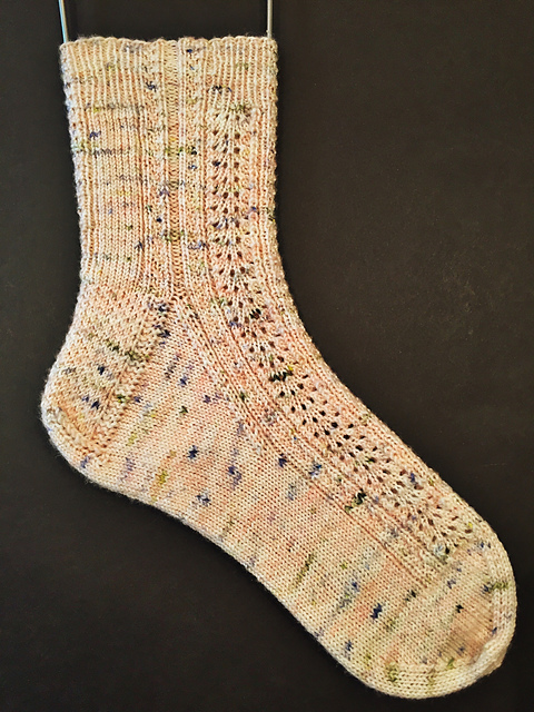 Ravelry: Hirondelle pattern by B Devan Steiner