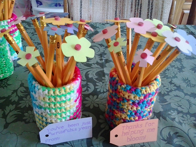 Ravelry: Can Cover/Pencil Holder pattern by Danielle Springer