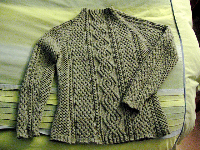 Ravelry: Cablecar pattern by Molly Kent