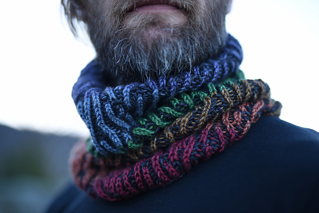 Ravelry: Rainbow Road Cowl pattern by bean.town.shu
