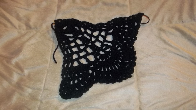 Ravelry: Corner cob web pattern by Marsha Rader