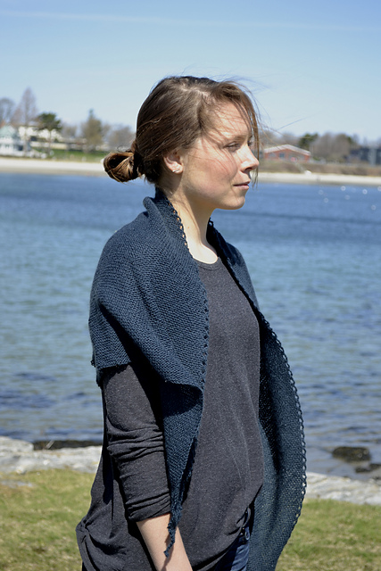 Ravelry: Flora pattern by Beatrice Perron Dahlen