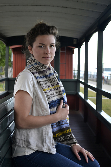 Ravelry: Journal Cowl pattern by Beatrice Perron Dahlen