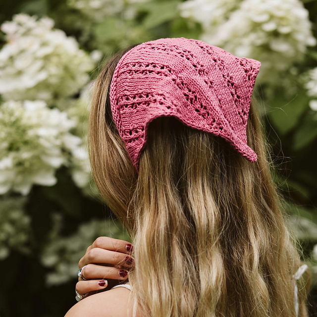 Ravelry: Daydreamer Headscarf pattern by Becca Parker