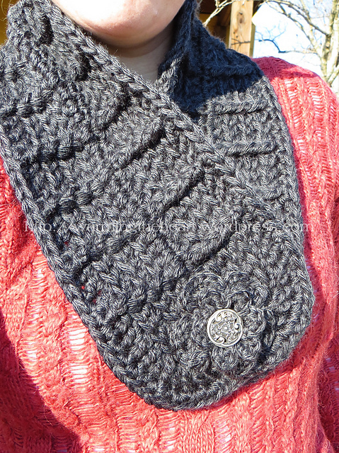 Ravelry: Ribbed Neck Wrap pattern by Rebekah Bowers