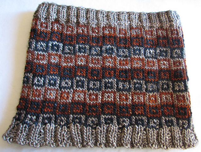 Ravelry: Midcentury Modern Cowl pattern by Janel Laidman
