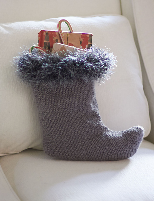 Ravelry: Fur Cuff Stocking pattern by Patons