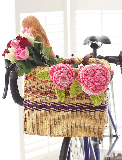 Ravelry: Cabbage Roses pattern by Lily / Sugar'n Cream