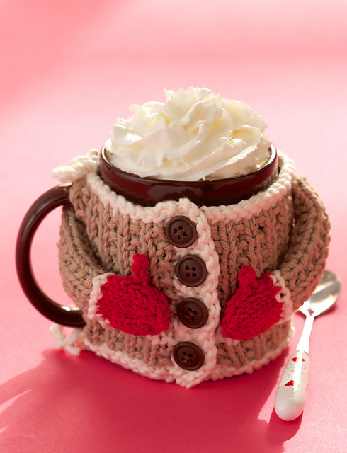 Ravelry: Hug Me Mug Cozy pattern by Lily / Sugar'n Cream