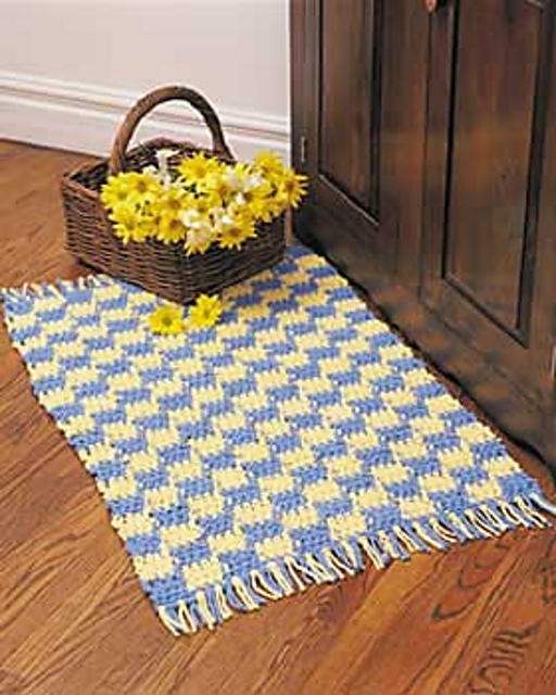 Ravelry: Gingham Rug pattern by Lily / Sugar'n Cream