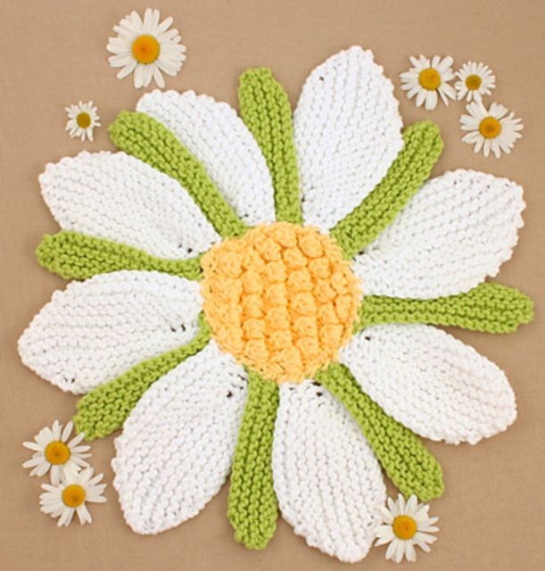 Ravelry: Daisy Dishcloth pattern by Lily / Sugar'n Cream