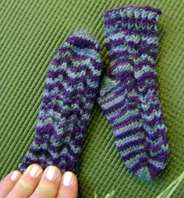 Ravelry: Newborn Toe Up Jaywalkers pattern by Christina Cartwright