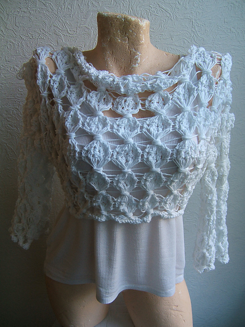 Ravelry: "Cream Tea" Crop Sweater. pattern by Lorraine Hearn