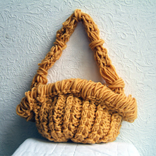 Ravelry: Harvest Rustic Bag pattern by Lorraine Hearn