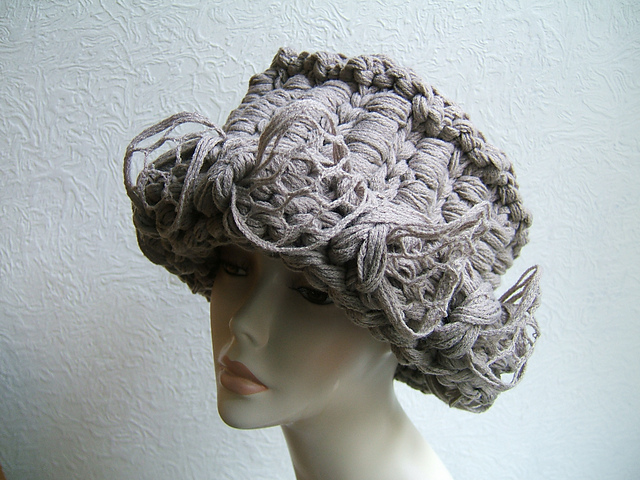 Ravelry: Cobweb Boned Pillar Hat with Cobweb Brim pattern by Lorraine Hearn