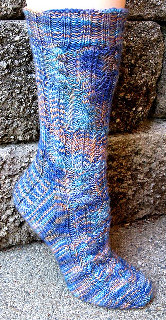 Ravelry: Indecisions pattern by Adrienne Fong