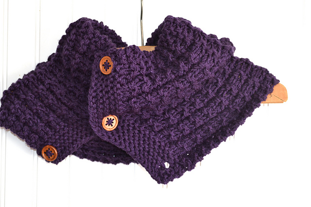 Ravelry: Purple Majesty Cowl pattern by Beth Archibald