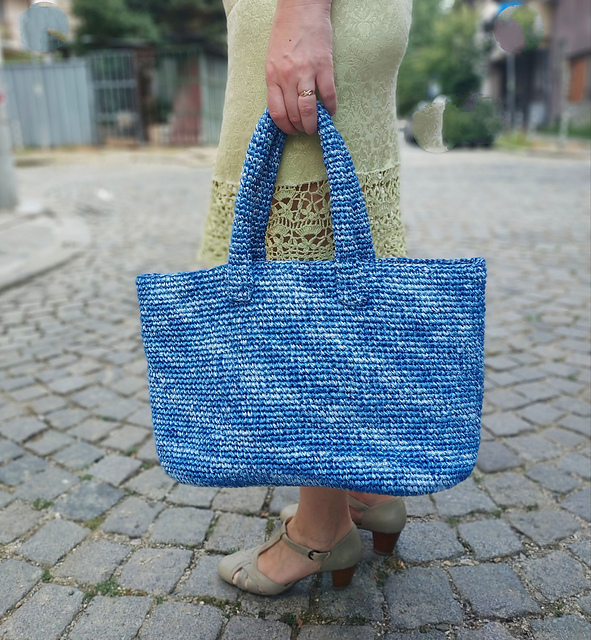 Ravelry: Bag Blue pattern by Larchenkova Olga