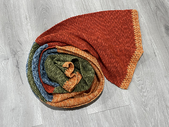 Ravelry: Gigantic Ugly Scarf pattern by Becky Guerra