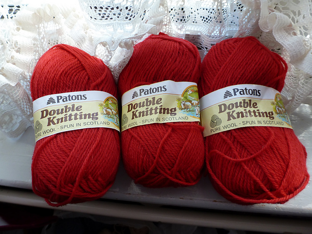 Ravelry: Patons UK Pure Wool Double Knitting
